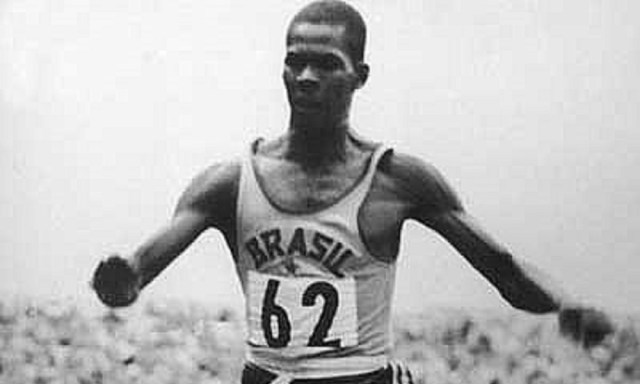 Os 70 anos do último recorde mundial de Adhemar Ferreira da Silva ...